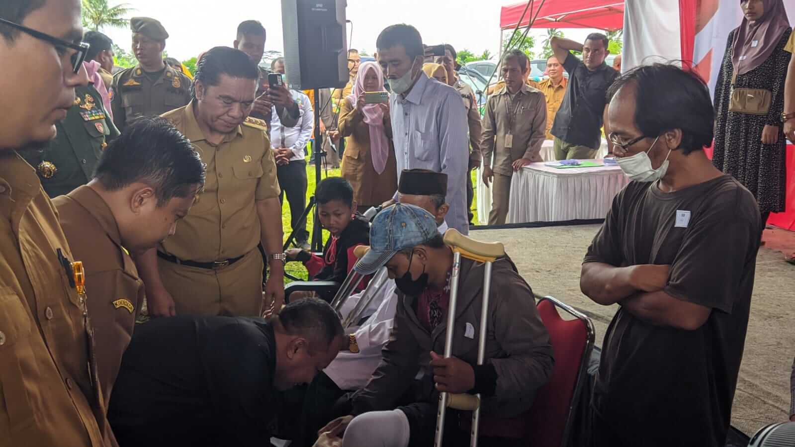 Gencar Bagikan Bansos Jelang Pemungutan Suara Pemilu 2024, Pemprov ... Gencar Bagikan Bansos Jelang Pemungutan Suara Pemilu 2024, Pemprov ...